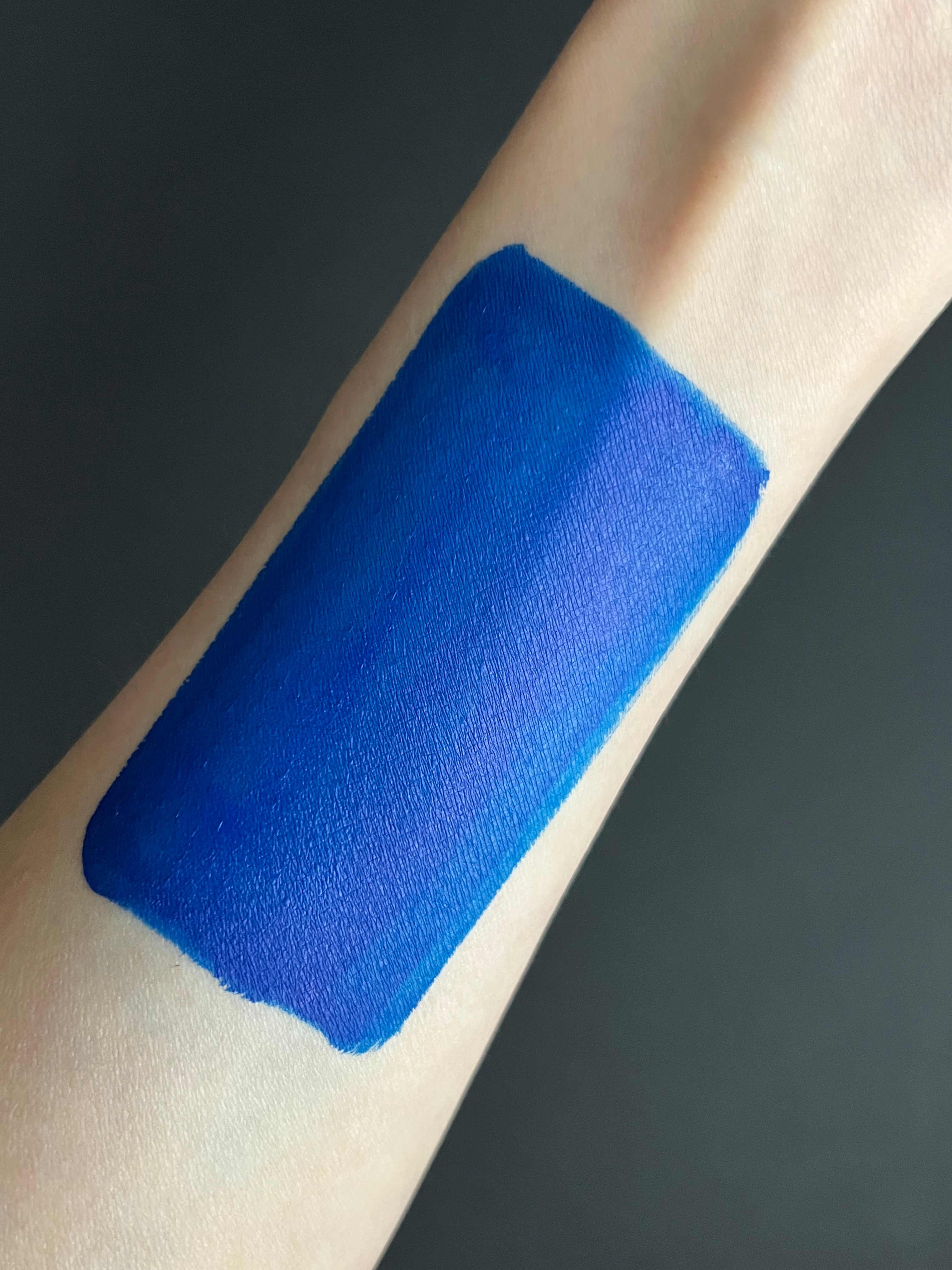 31 - Navy (Blue) Water Activated Graphic Liner – Nekoyanin